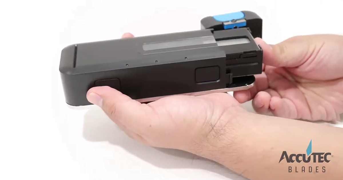 Accutec Blades Gem Runner Dispenser - The Autobody Source